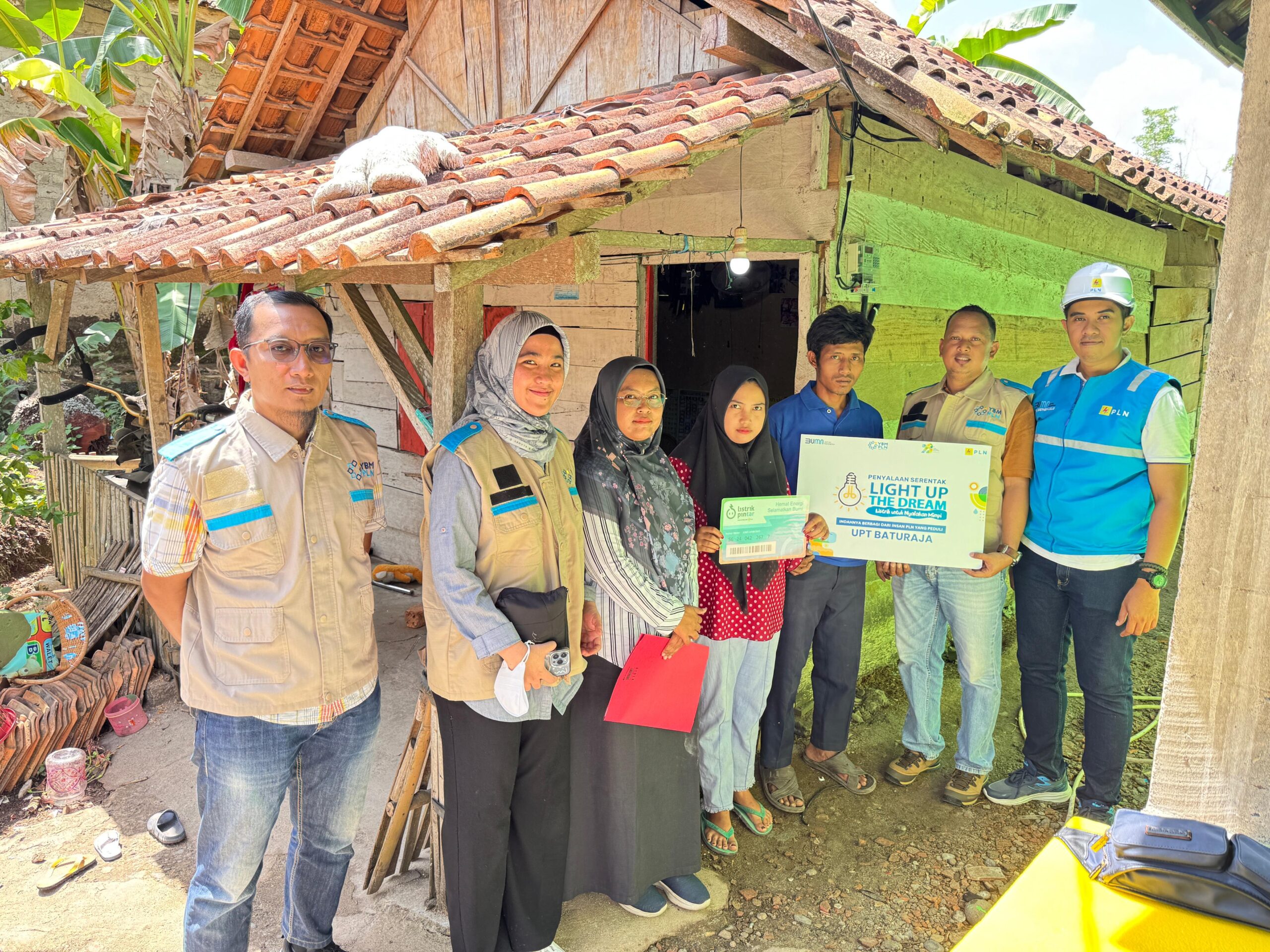Peringati HLN, PLN Buktikan Komitmen Listriki Seluruh Penjuru Negeri ...